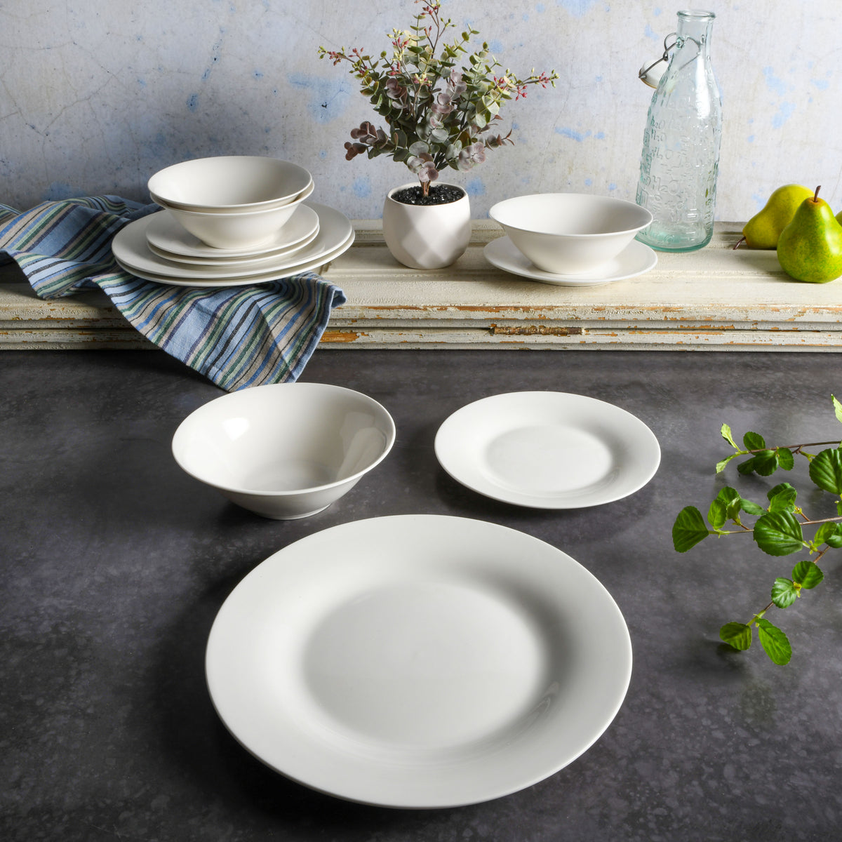 Gibson Home Everyday Round 12-Piece Fine Ceramic Dinnerware Set