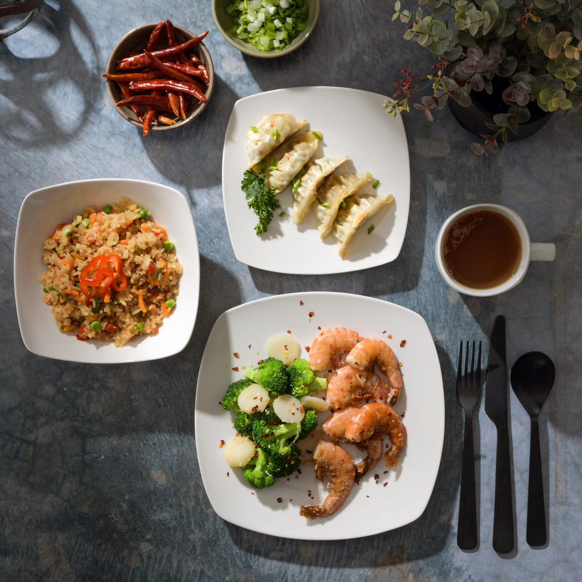 Gibson Home Zen Buffet 16-Piece Porcelain Dinnerware Set
